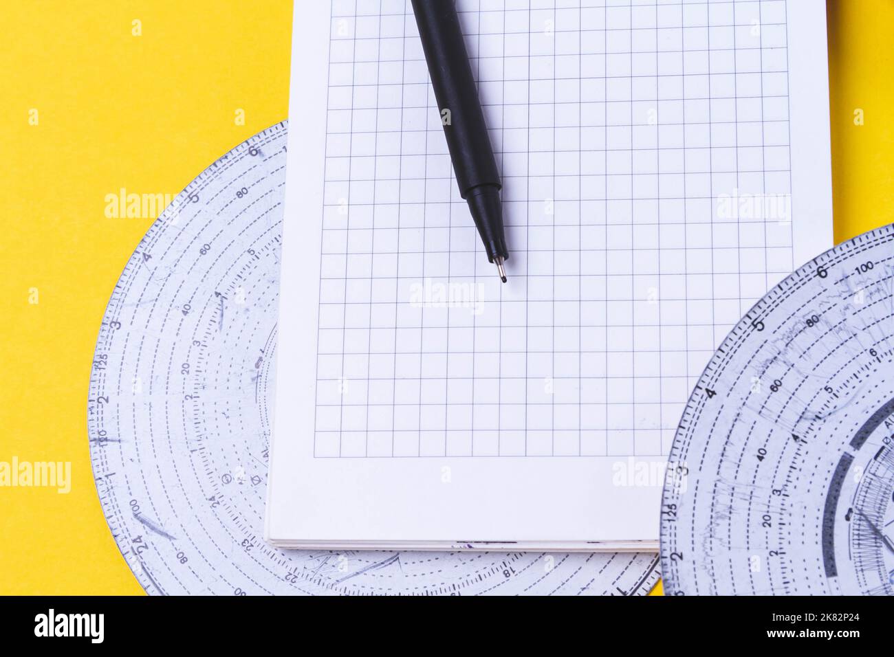Tachograph and notepad. Driver time tracking. Fixing the movement of ...