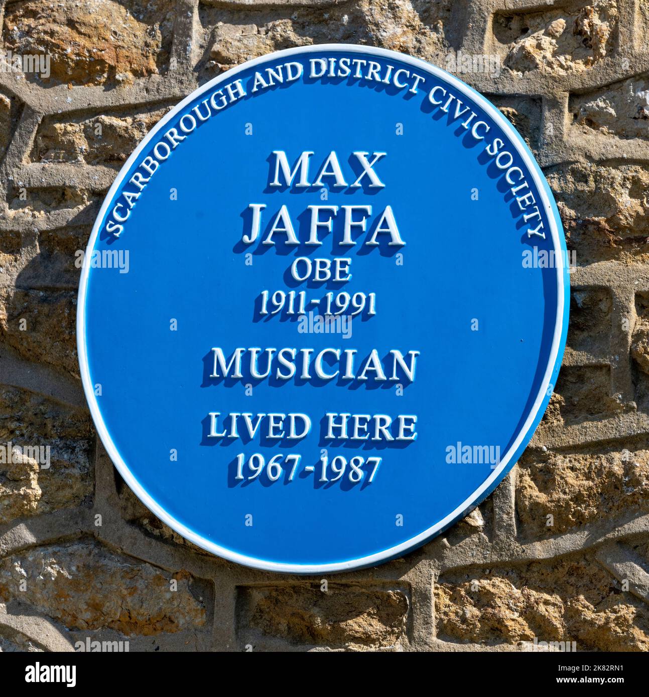 Scarborough blue plaques hi-res stock photography and images - Alamy