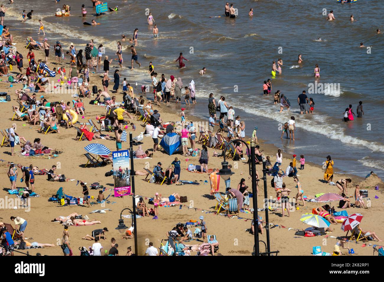 Crowded beach south bay scarborough hi-res stock photography and images ...