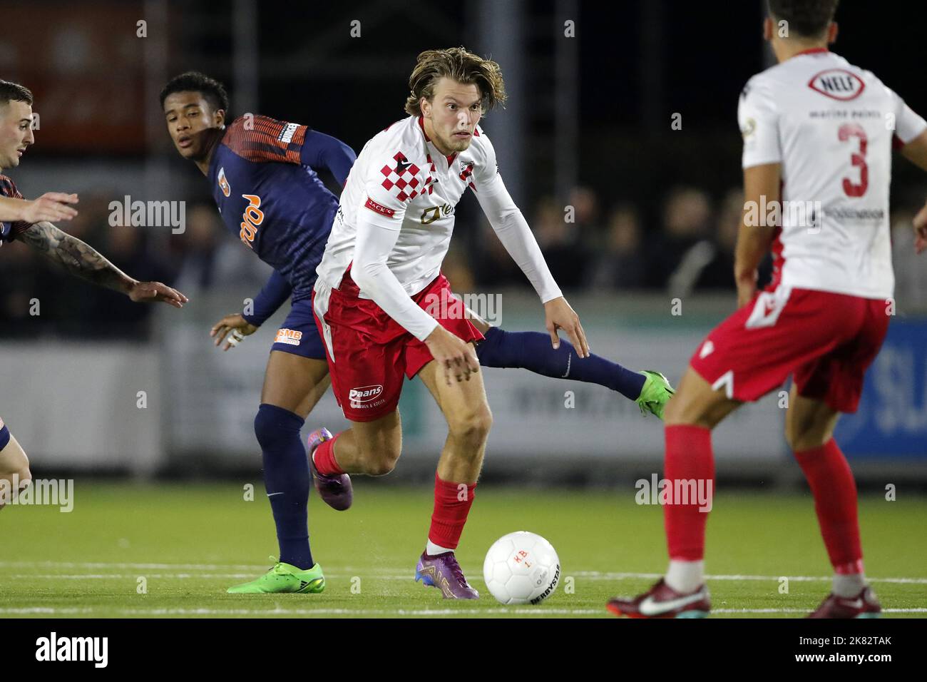 Werkendam - (lr) Ryan Flamingo of Vitesse, Lowie van Zundert or Kozak ...