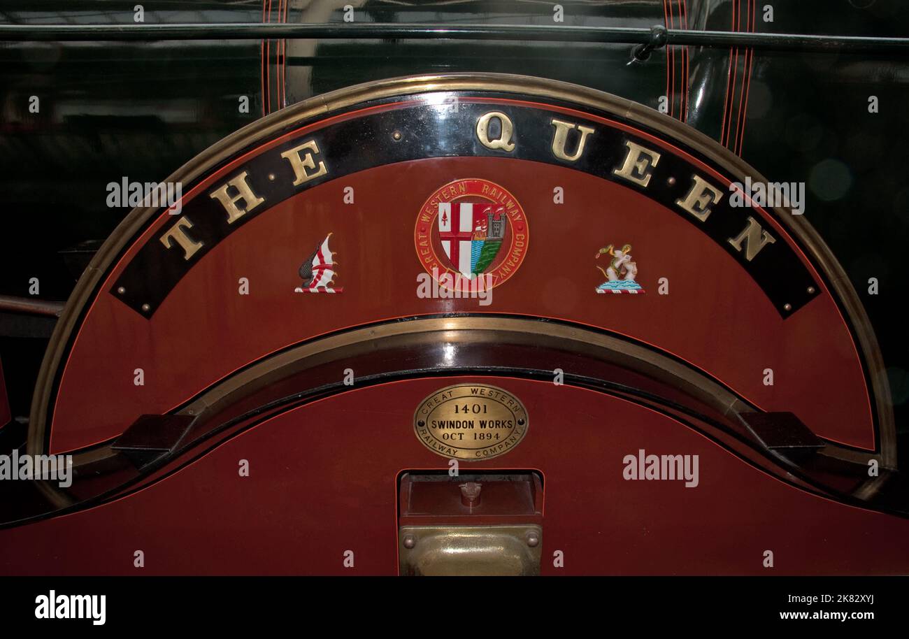 Full scale replica of the engine 'The Queen' which pulled the carriages ...