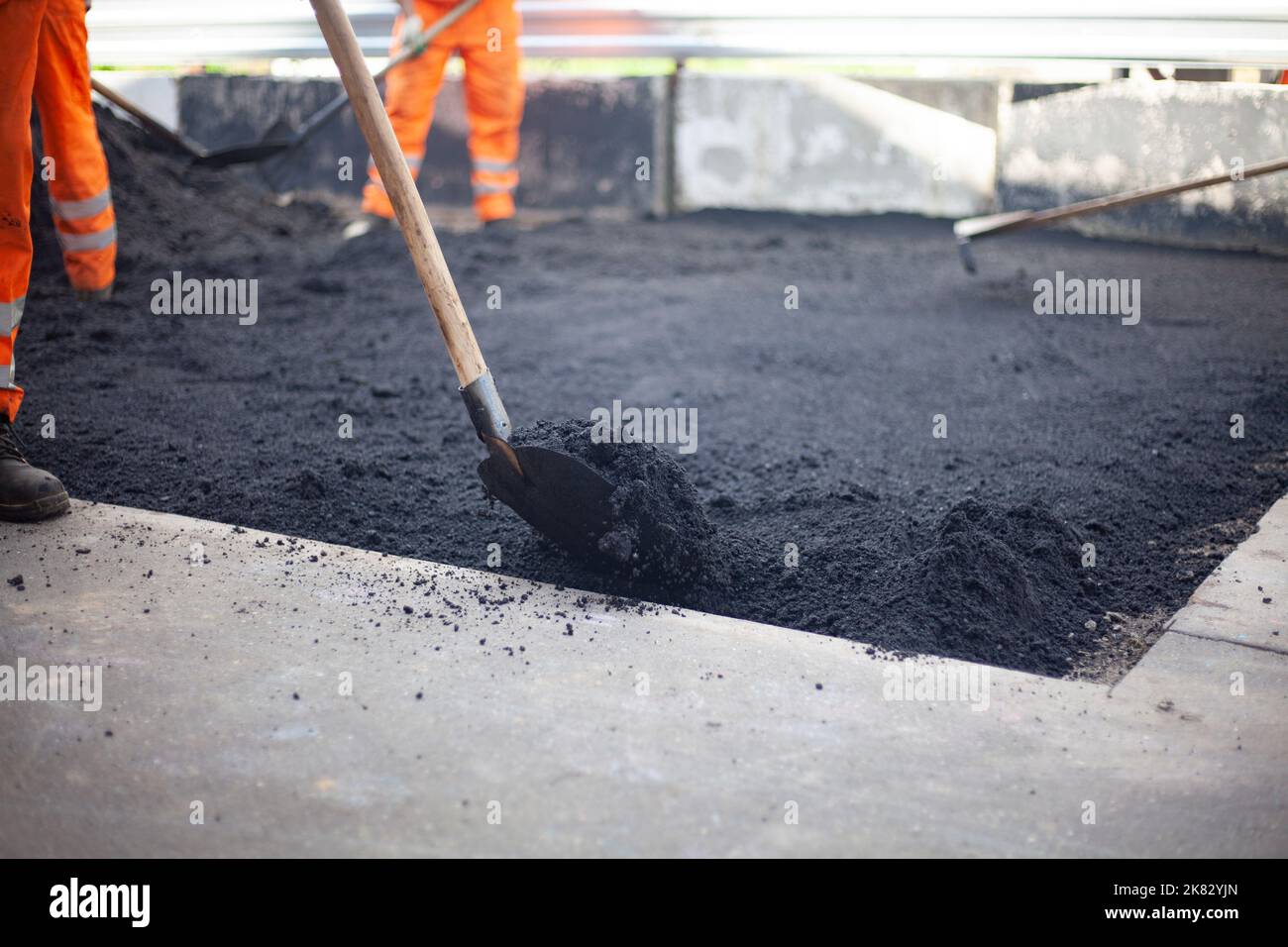 Pave build person hi-res stock photography and images - Alamy
