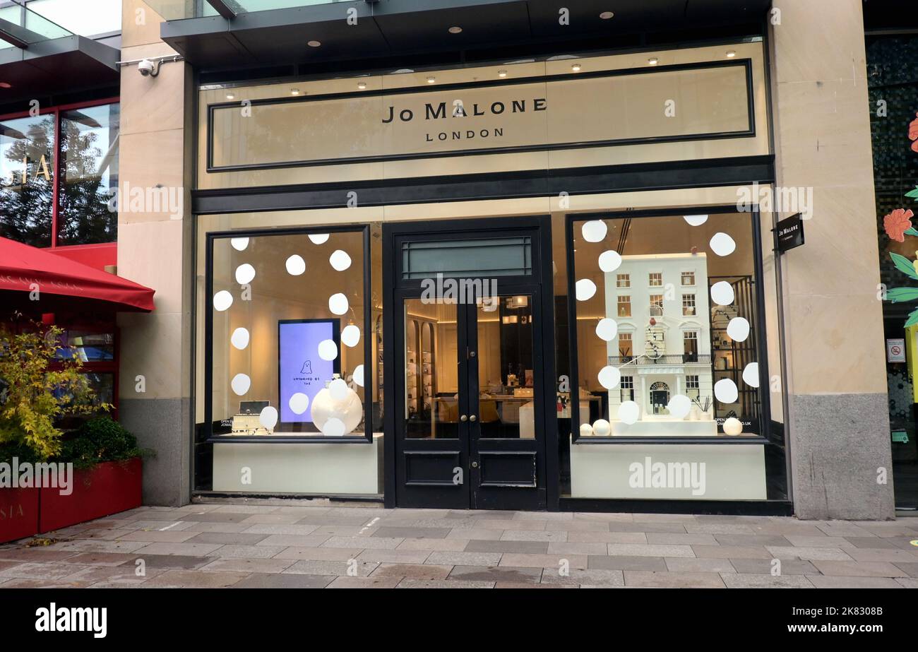 Shops and restaurants in Cardiff city centre. the Jo Malone shop in ...