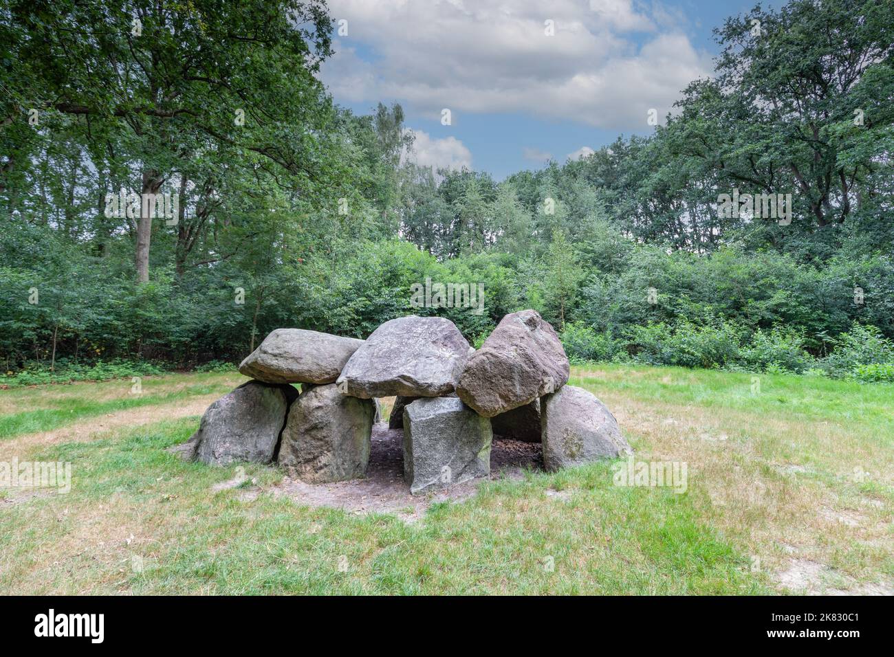 Hunebedstraat 1 hi-res stock photography and images - Alamy