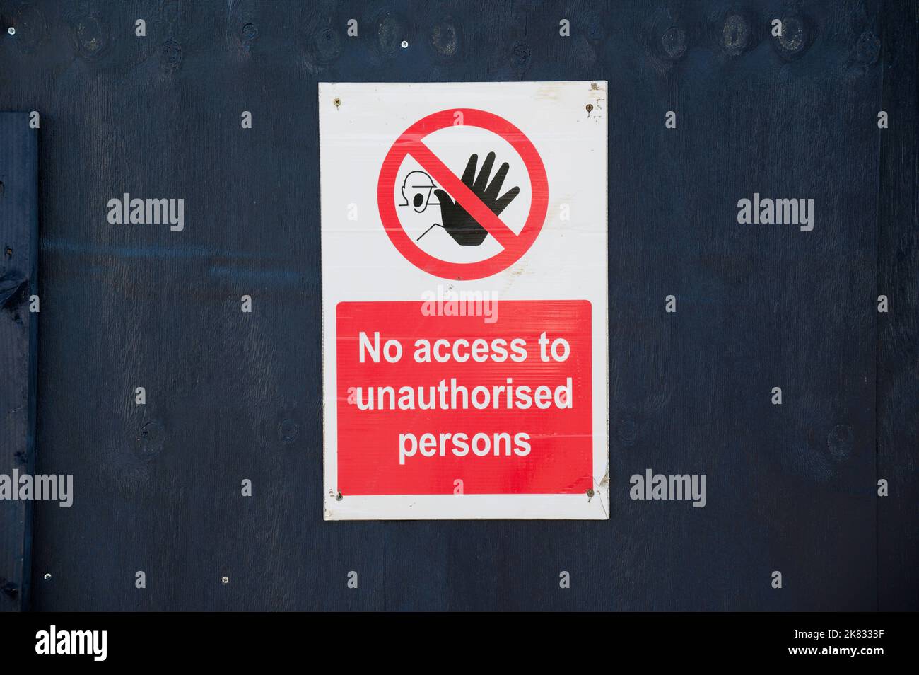 Construction site keep out sign, work access only Stock Photo - Alamy