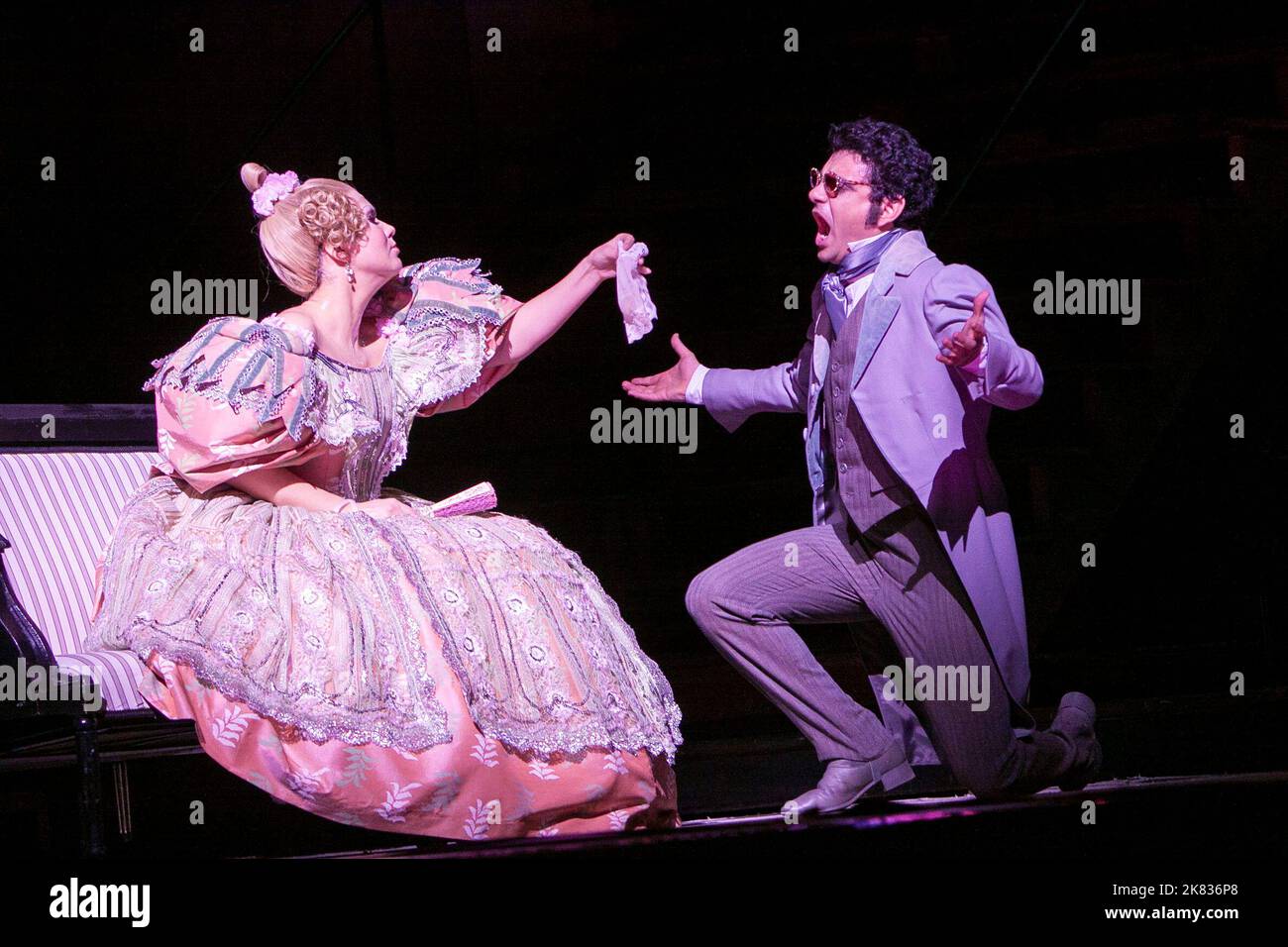 Ekaterina Lekhina (Olympia), Rolando Villazon (Hoffmann) in LES CONTES ...