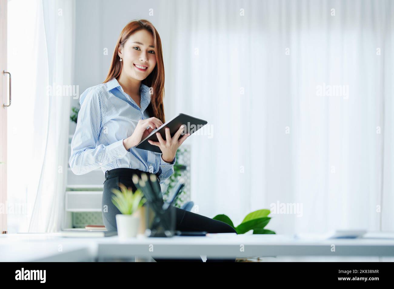 Entrepreneurs and business owners hi-res stock photography and images ...