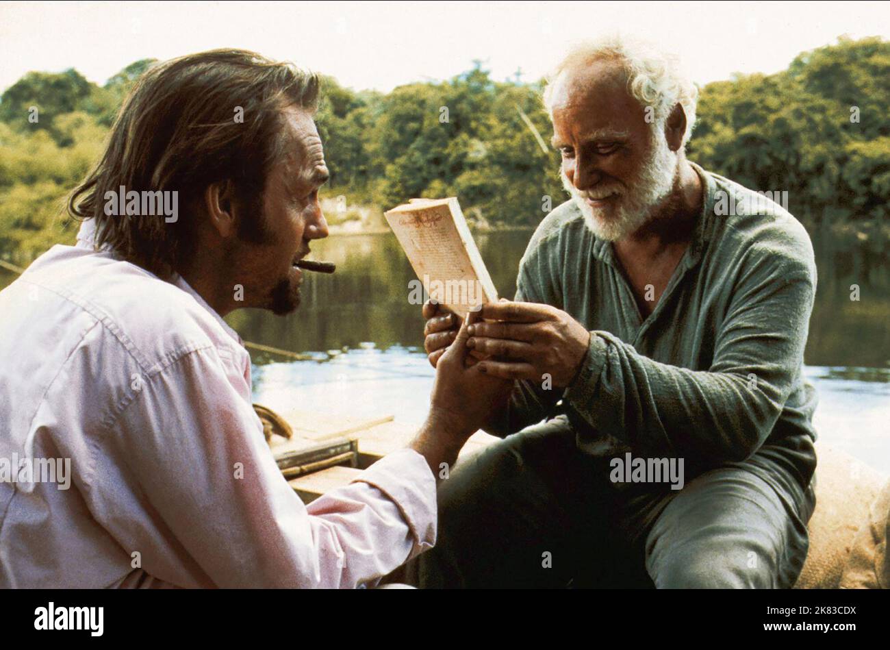 Hugo Weaving & Richard Dreyfuss Film: The Old Man Who Read Love Stories ...