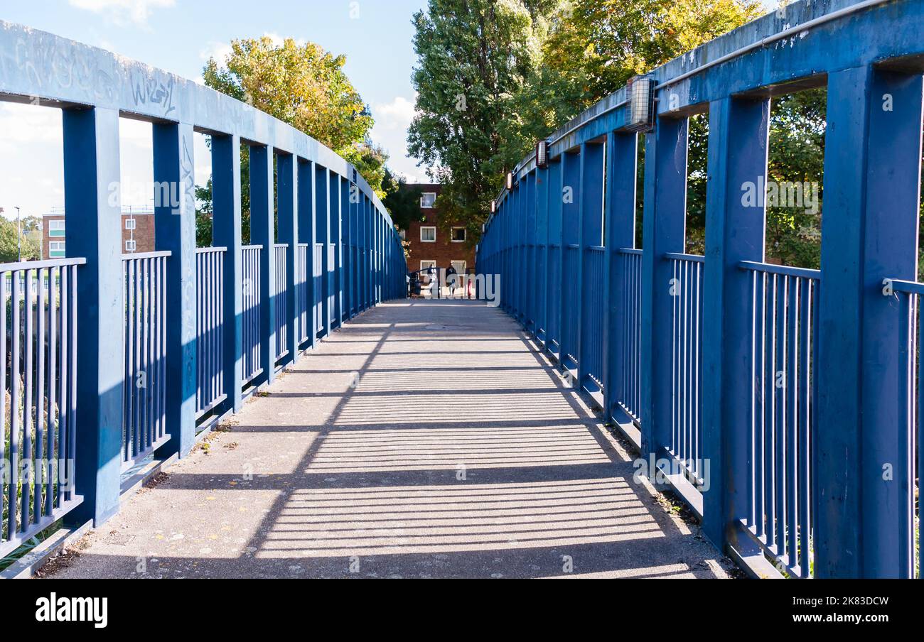 Suspended pedestrian bridges hi-res stock photography and images - Alamy