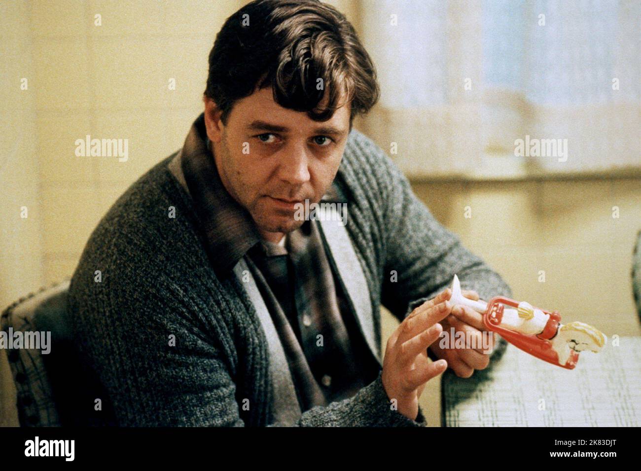 Russell Crowe Film: A Beautiful Mind (USA 2001) Characters: John Nash ...