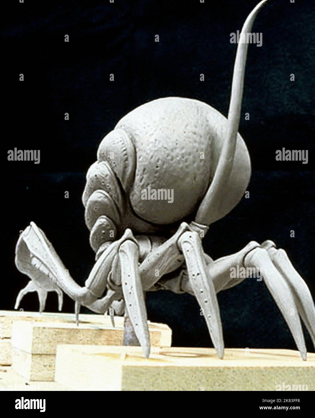 Butthead Alien Model Film: Evolution (USA 2001) Director: Ivan Reitman ...