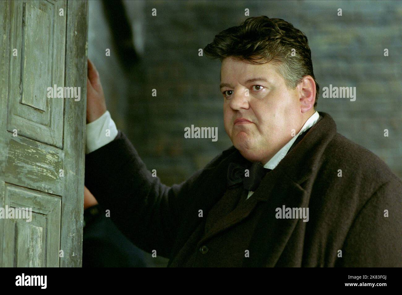 Robbie Coltrane Film: From Hell (USA 2001) Characters: Sergeant Peter ...
