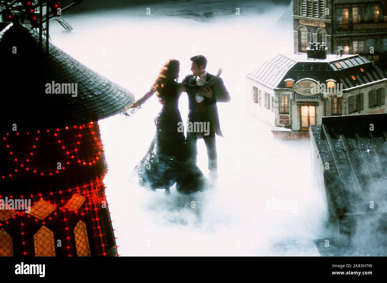 Nicole Kidman, Ewan Mcgregor Film: Moulin Rouge! (USA/AUS 2001 ...