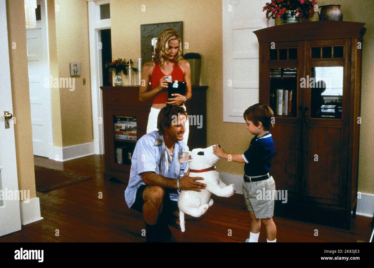 Leslie Bibb, David Arquette & Angus T. Jones Film: See Spot Run (2001 ...