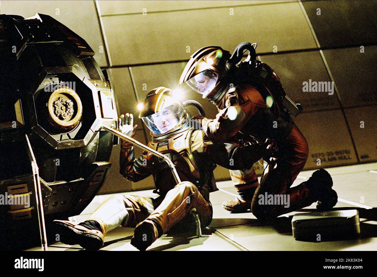 Dominic keating hi-res stock photography and images - Alamy