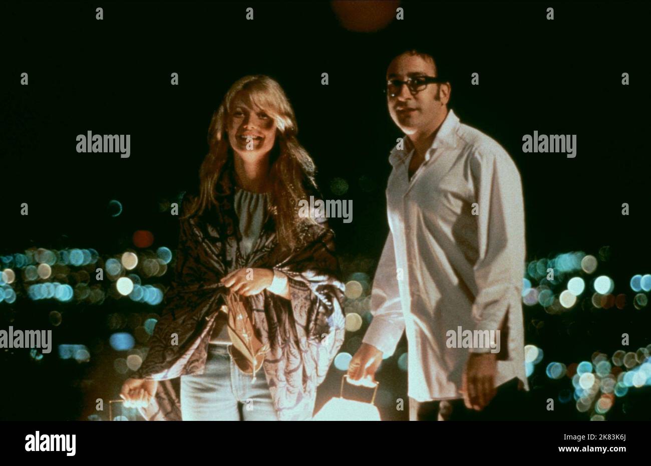 Gwyneth Paltrow, Michael Panes Film: The Anniversary Party (USA 2001 ...