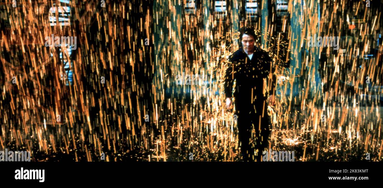 Jet Li Film: The One (USA 2001) Characters: Gabe Law Director: James ...