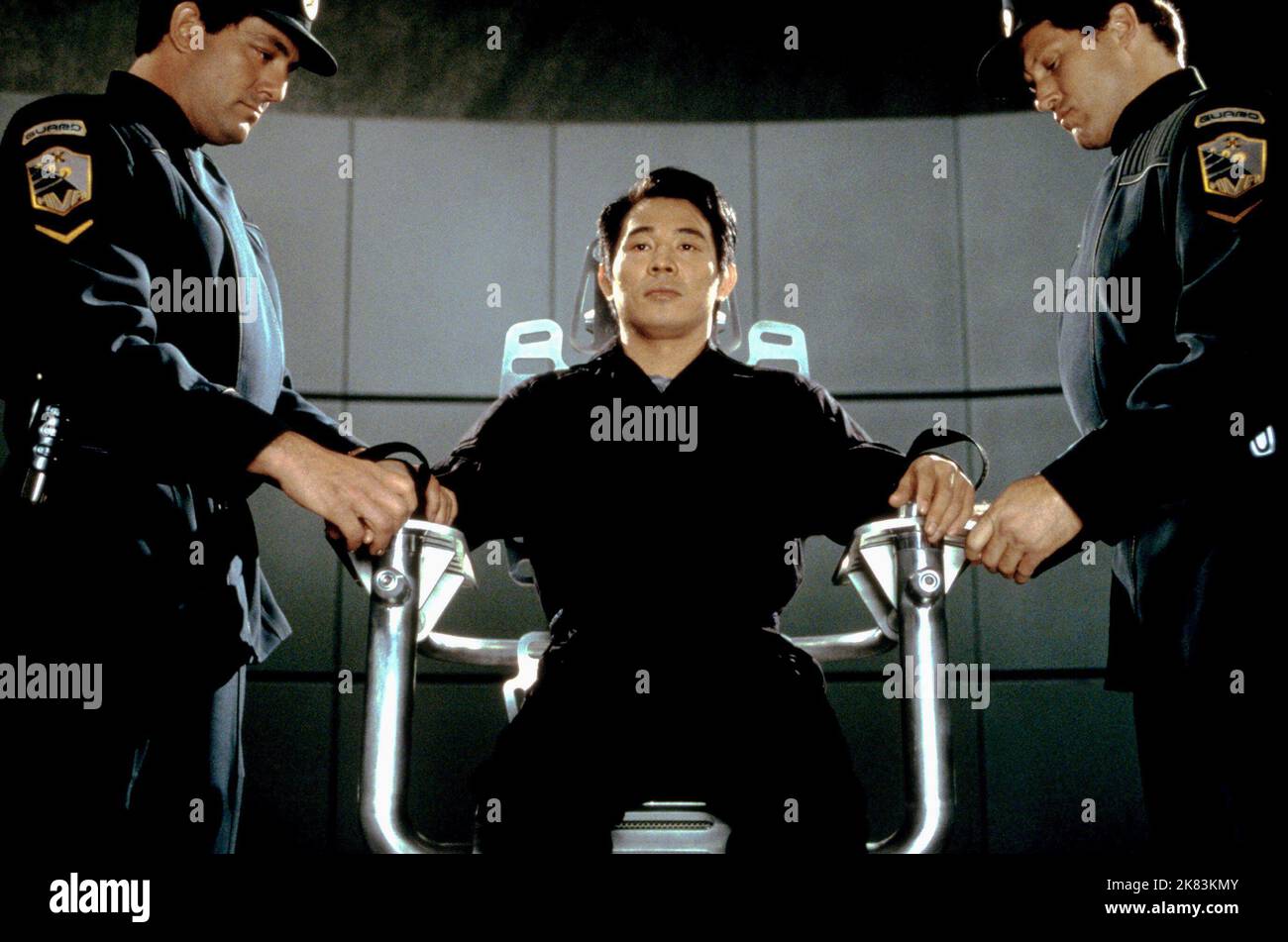 Jet Li Film: The One (USA 2001) Characters: Gabe Law Director: James ...
