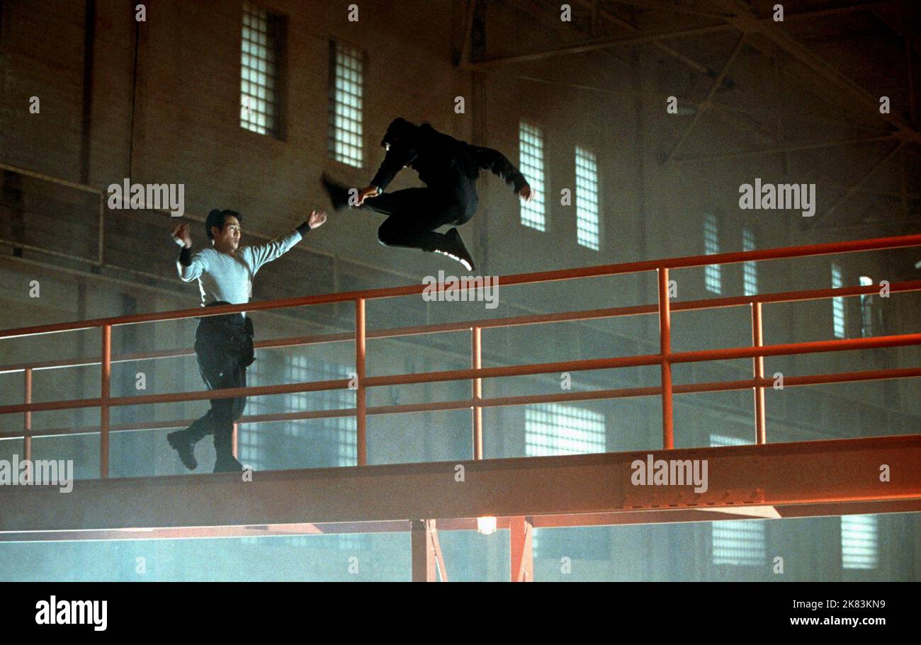 Jet Li Film: The One (USA 2001) Characters: Gabe Law Director: James ...