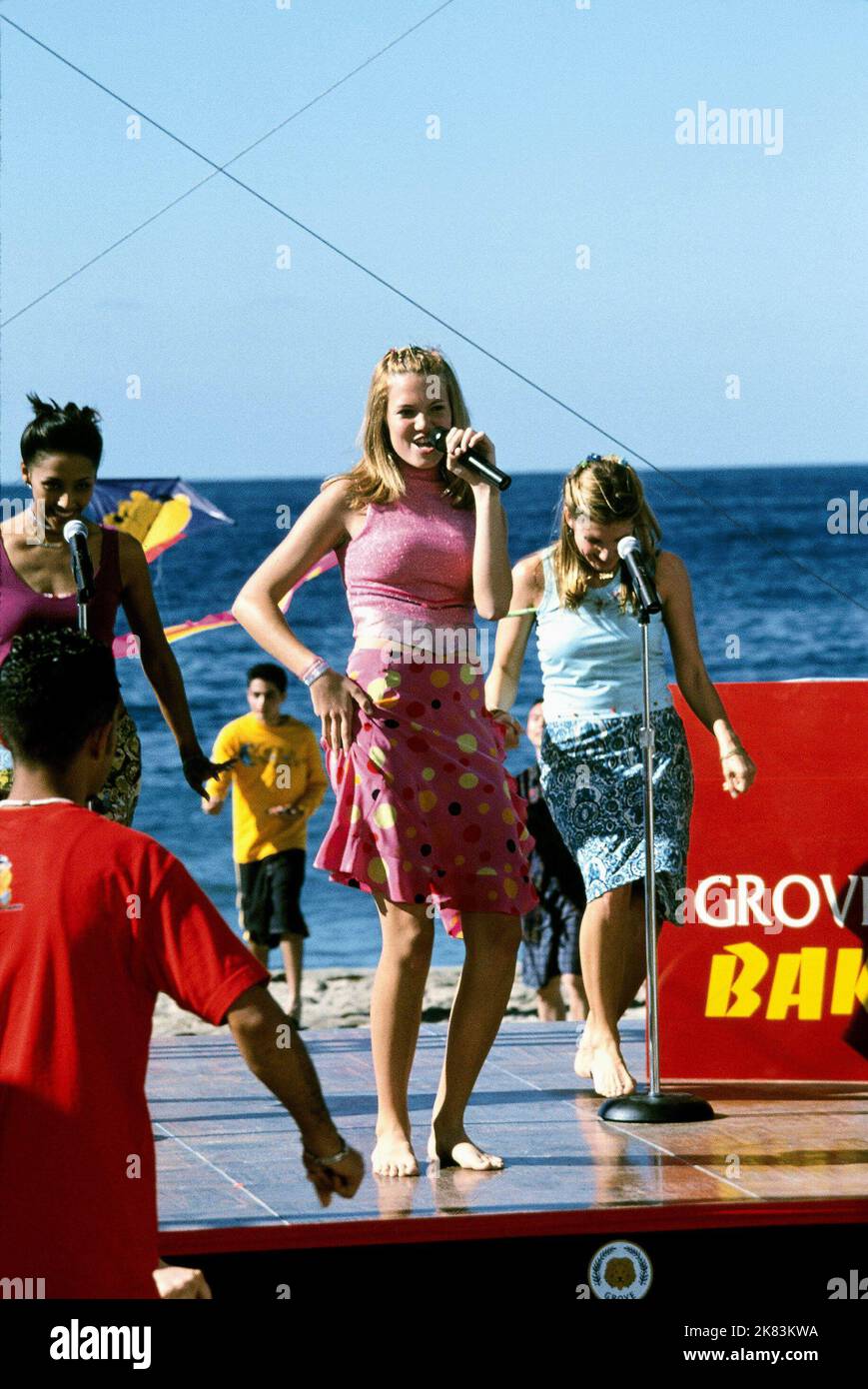 Mandy Moore And Anne Hathaway