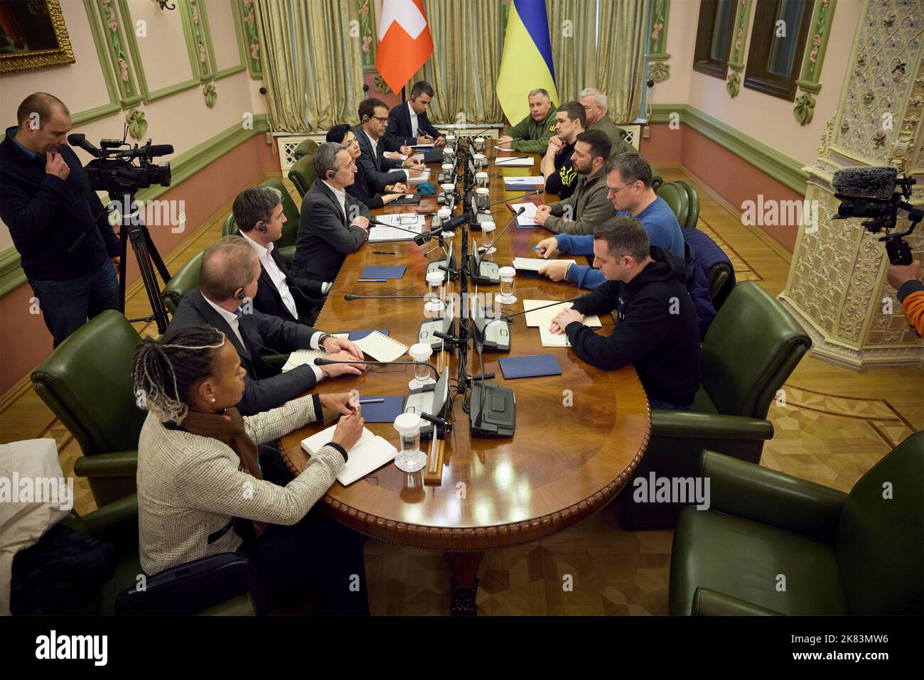 Kyiv, Ukraine. 20 October, 2022. Ukrainian President Volodymyr ...