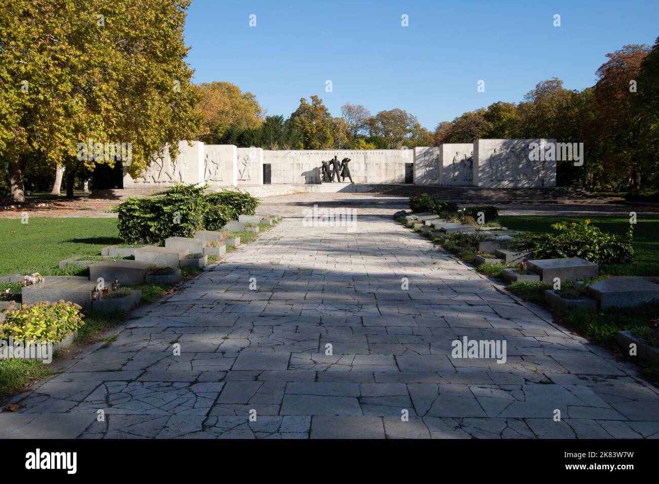 Labor Movement Mausoleum Fiumei út cemetery - Kerepesi Cemetery - Pest ...