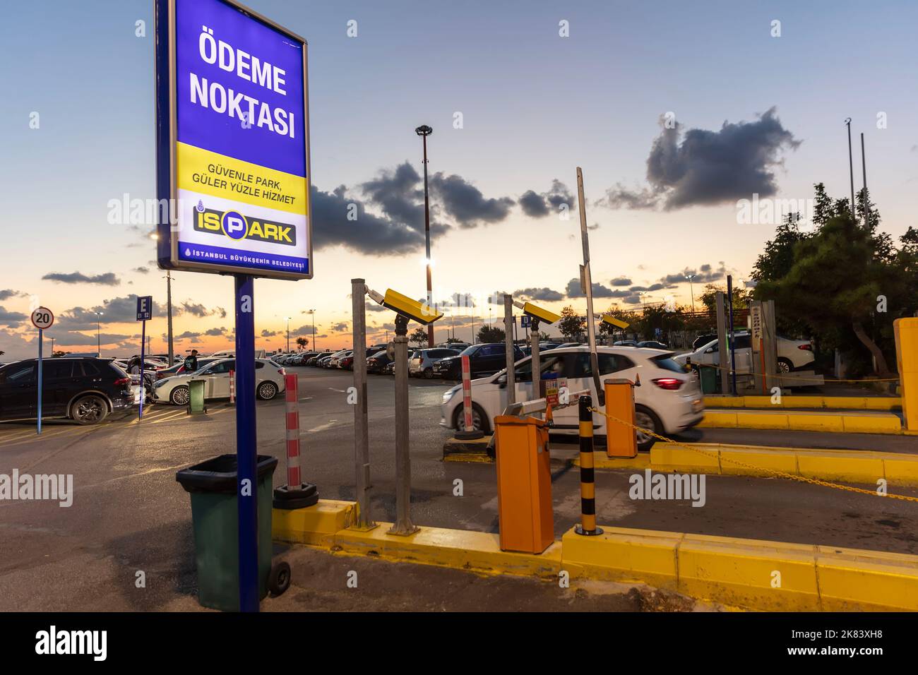 Ispark parking hi-res stock photography and images - Alamy