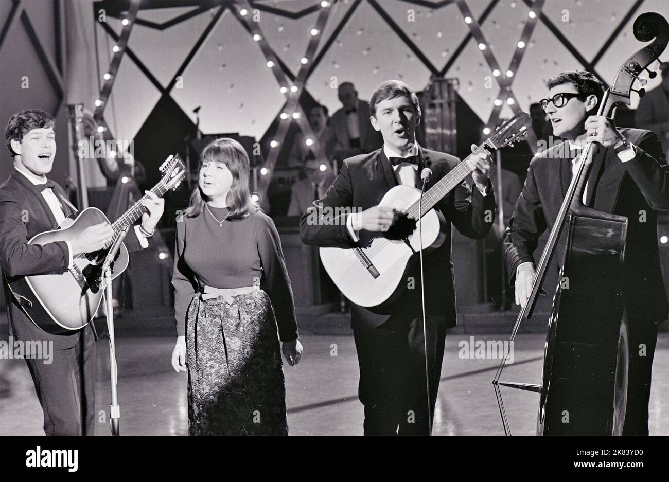 Judith durham hi-res stock photography and images - Alamy