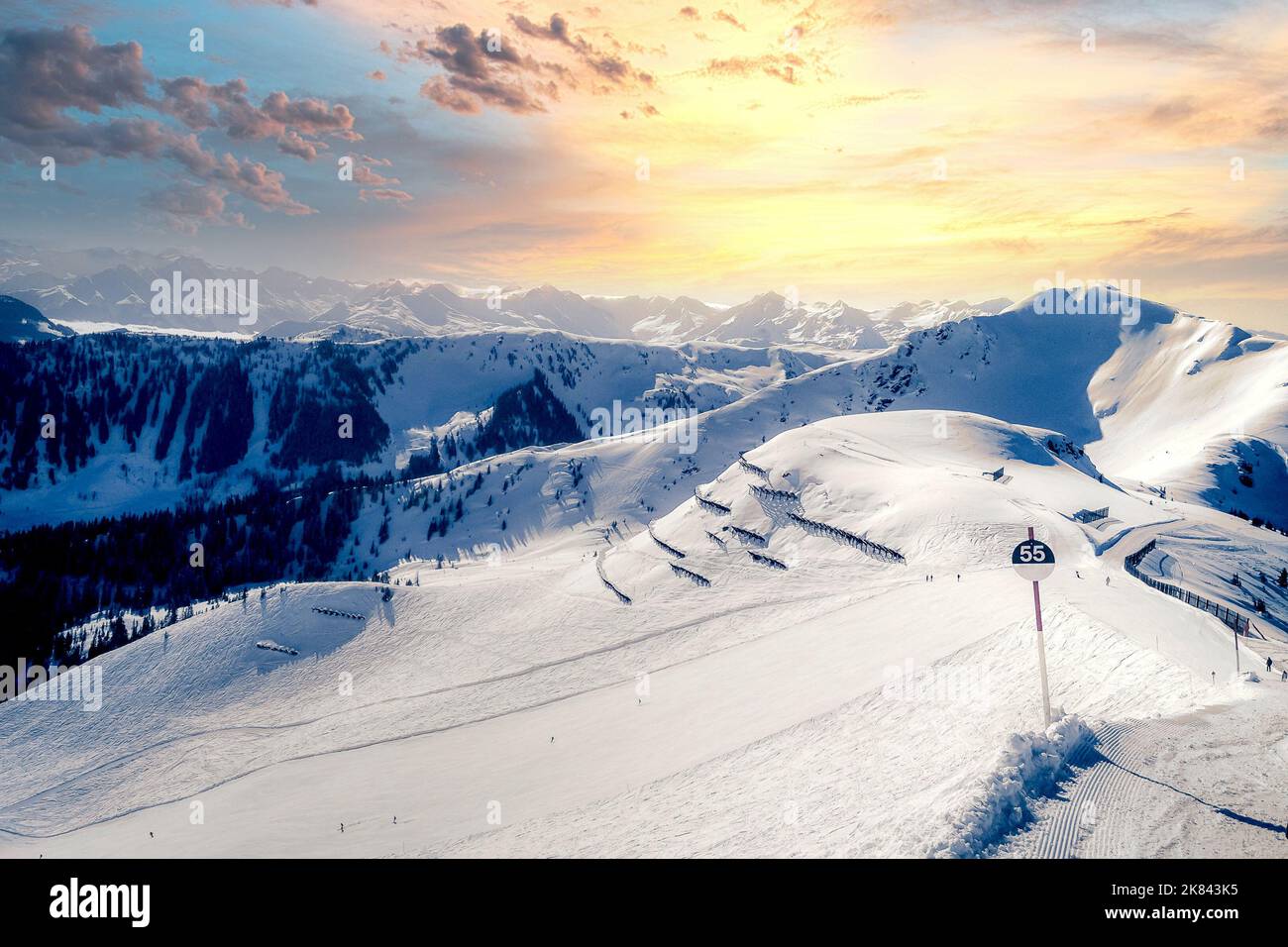 Ischgl ski lift hi-res stock photography and images - Alamy