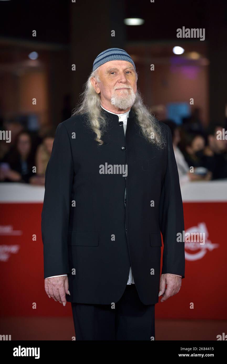 ROME, ITALY - OCTOBER 18: Moni Ovadia attend the red carpet for "L ...