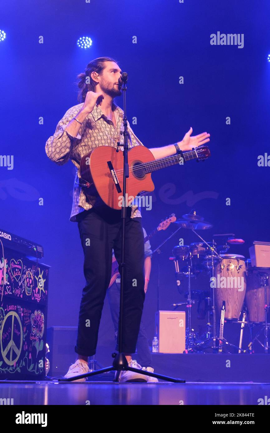 Tu piel tour hi-res stock photography and images - Alamy