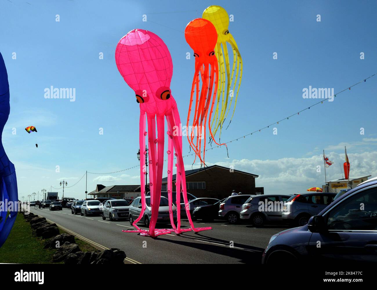 Martian invasion. Cars on the seafront at Souithsea give way to martian ...