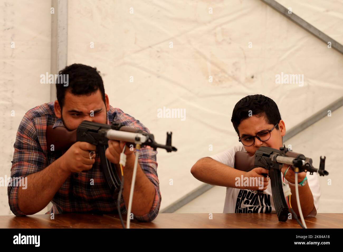 October 20, 2022, Tehran, Tehran, Iran: Iranian visitors practice ...