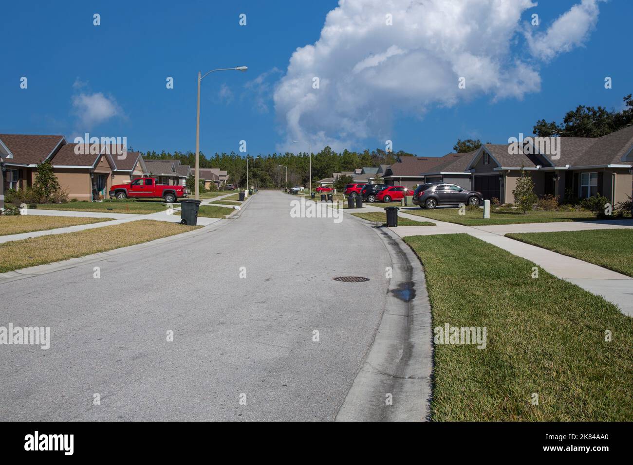 Hudson, Florida, USA. Typical Street in a Florida Retirement Community ...