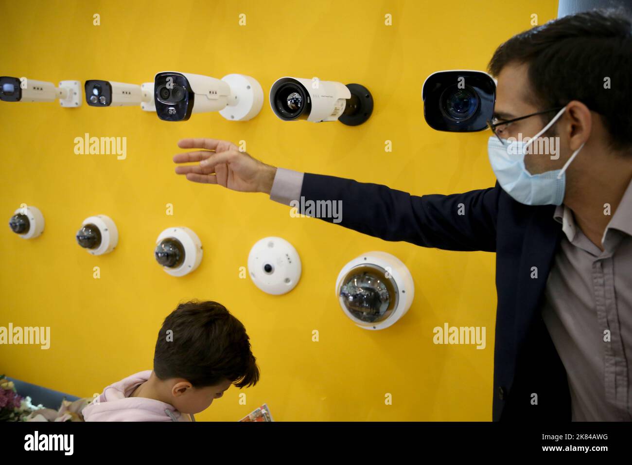 October 20, 2022, Tehran, Tehran, Iran: Iranian visitors stand at a ...