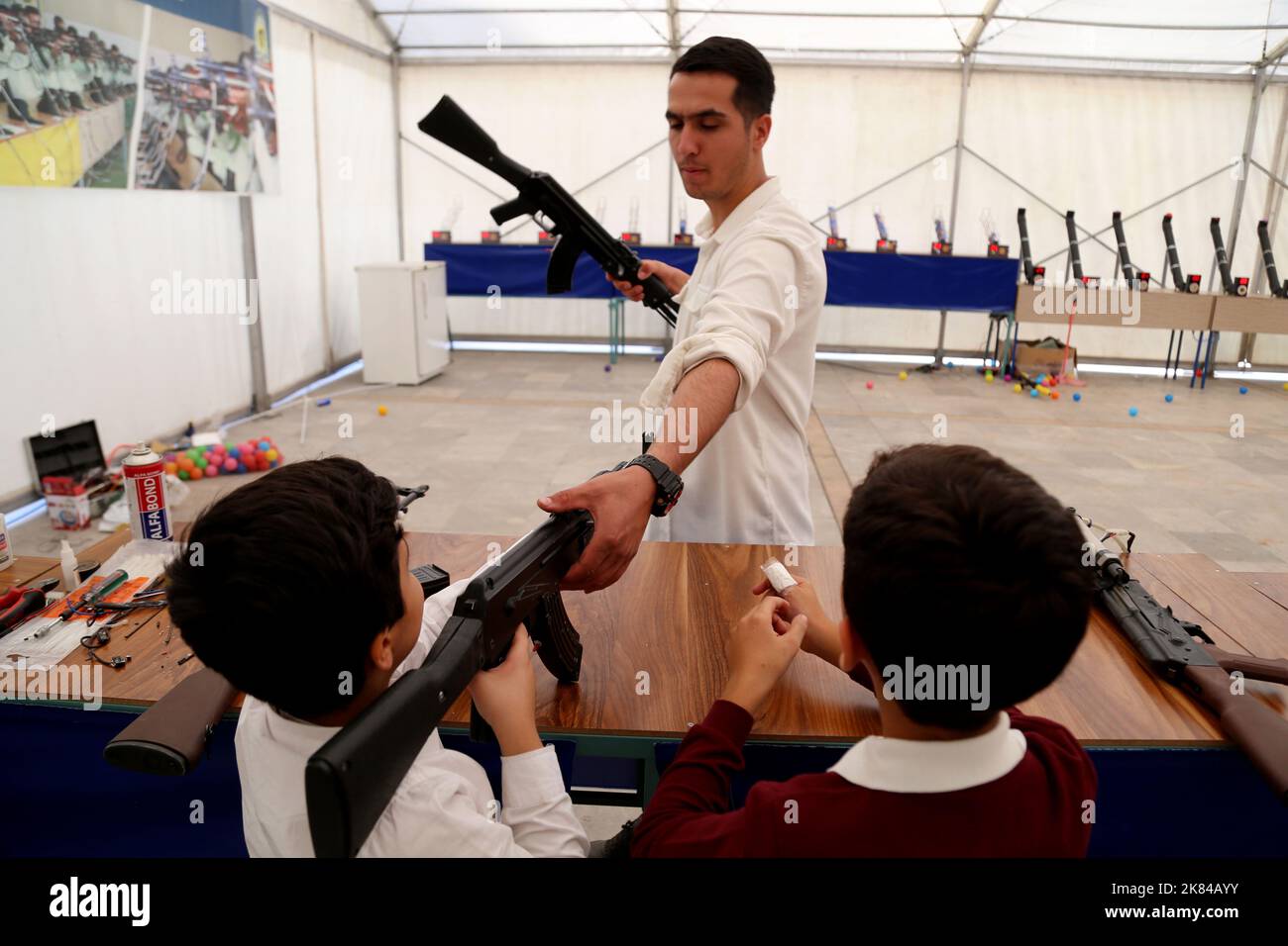 October 20, 2022, Tehran, Tehran, Iran: Iranian visitors practice ...