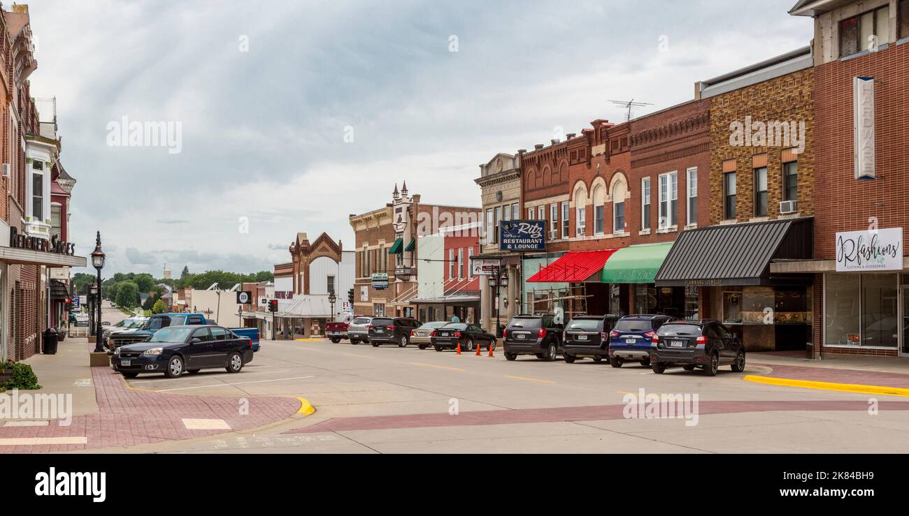 Main street iowa hi-res stock photography and images - Alamy