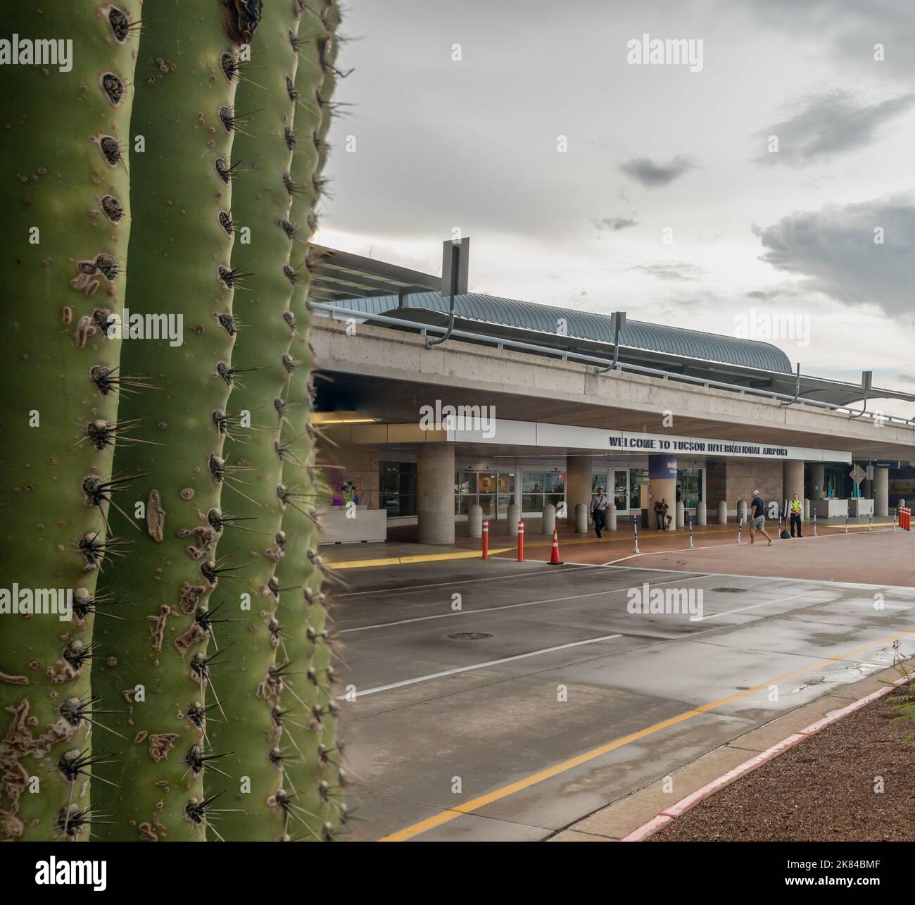 Exterior of Tucson International Airport terminal with saguaro cactus ...