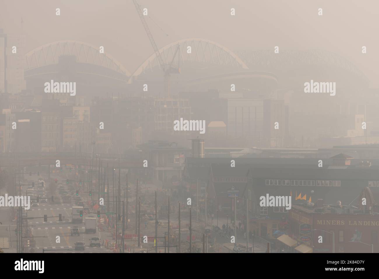 Wildfire smoke n95 hi-res stock photography and images - Alamy