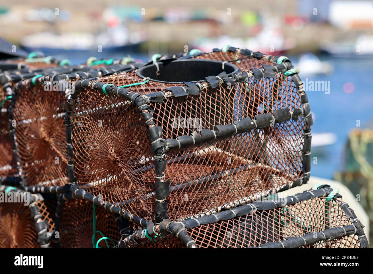 Lobster nets hi-res stock photography and images - Alamy