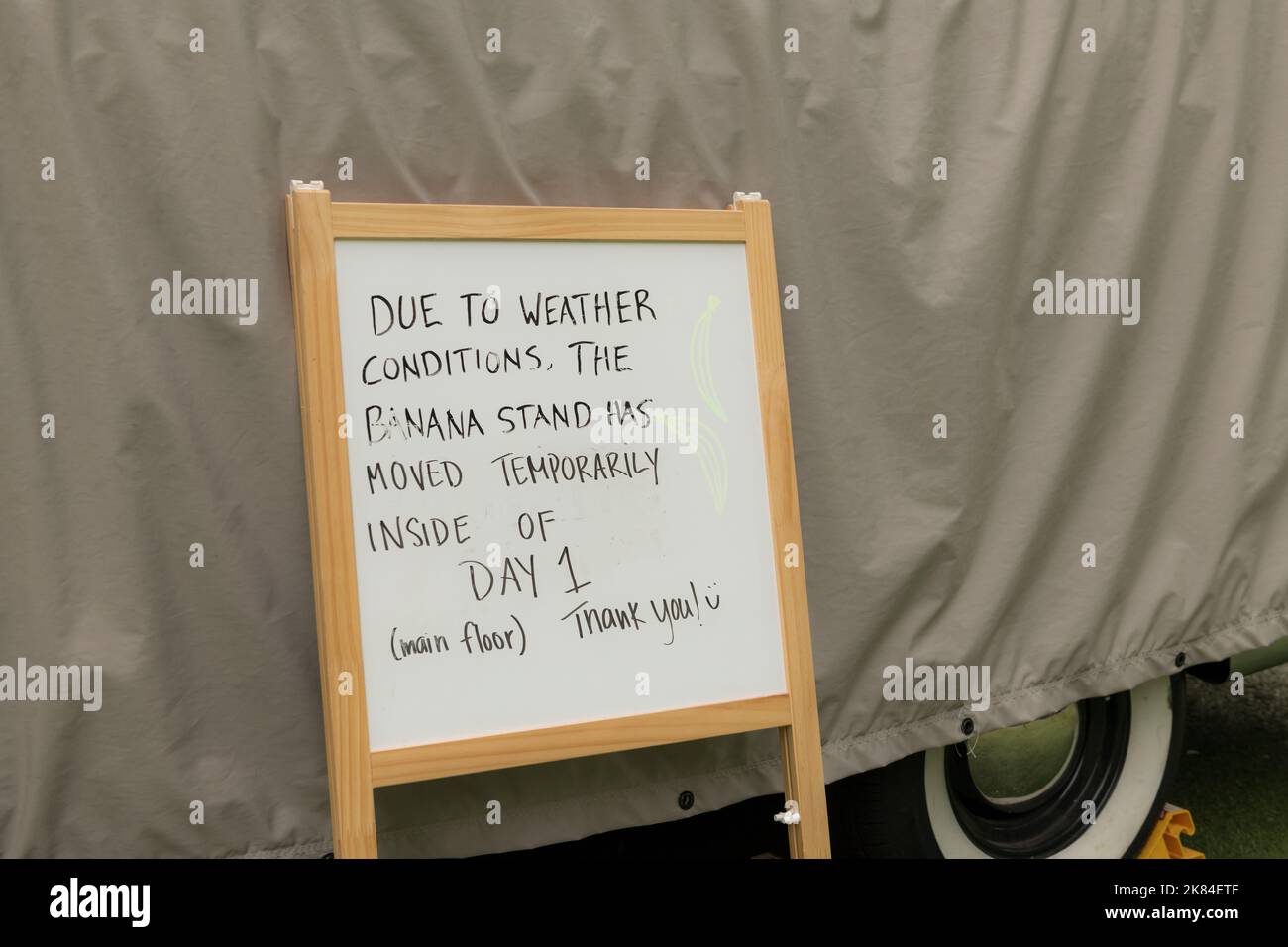 Amazon banana stand hi-res stock photography and images - Alamy