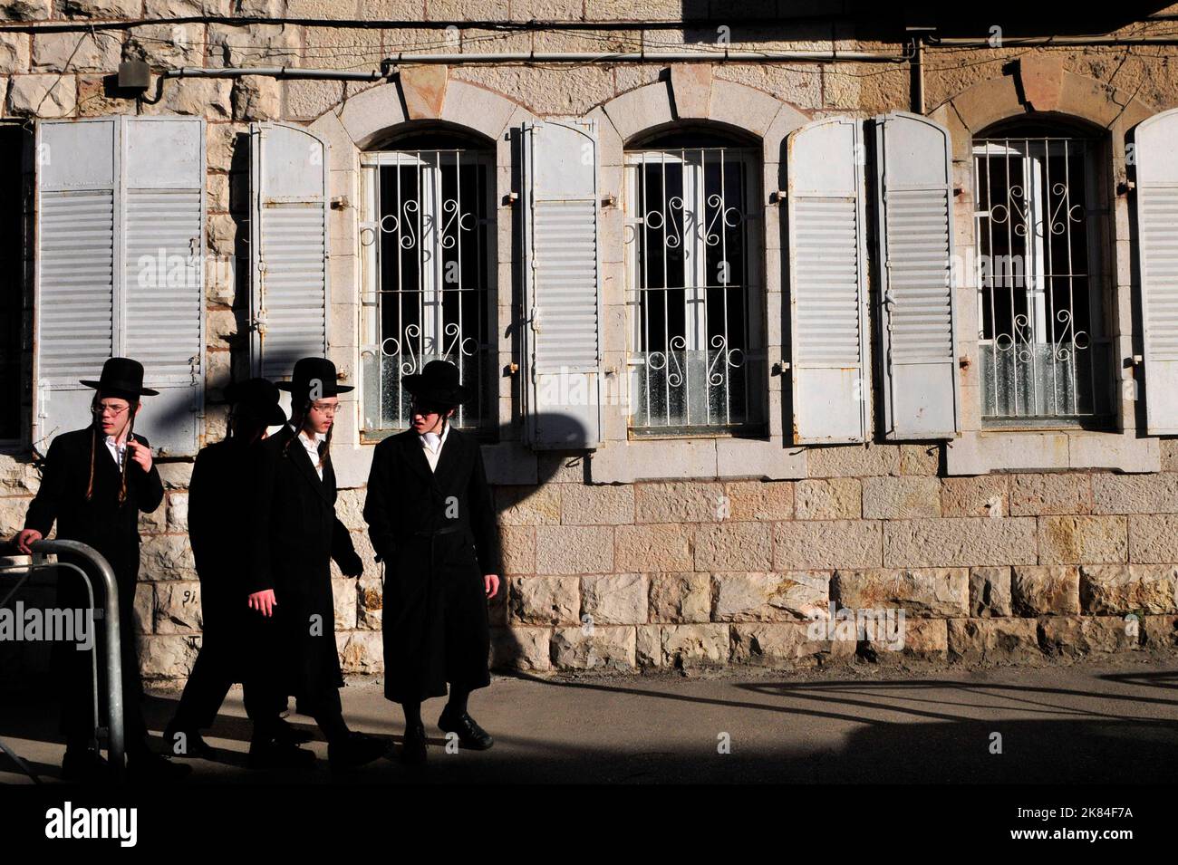 Jewish Orthodox Yeshiva boys in Mea Shearim neighborhood, Jerusalem ...