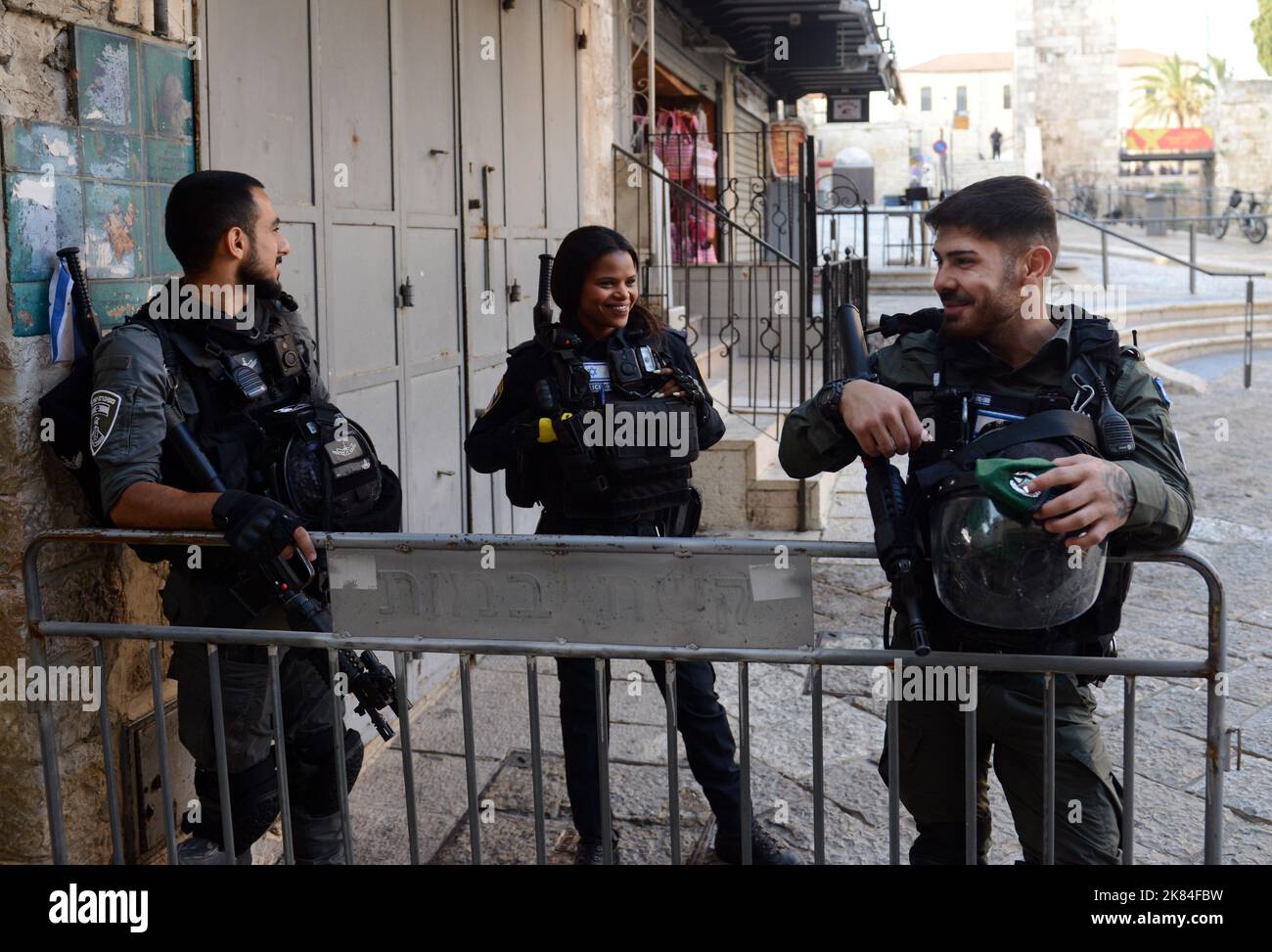 Israeli border police soldiers in a security checkpoint in the old city ...