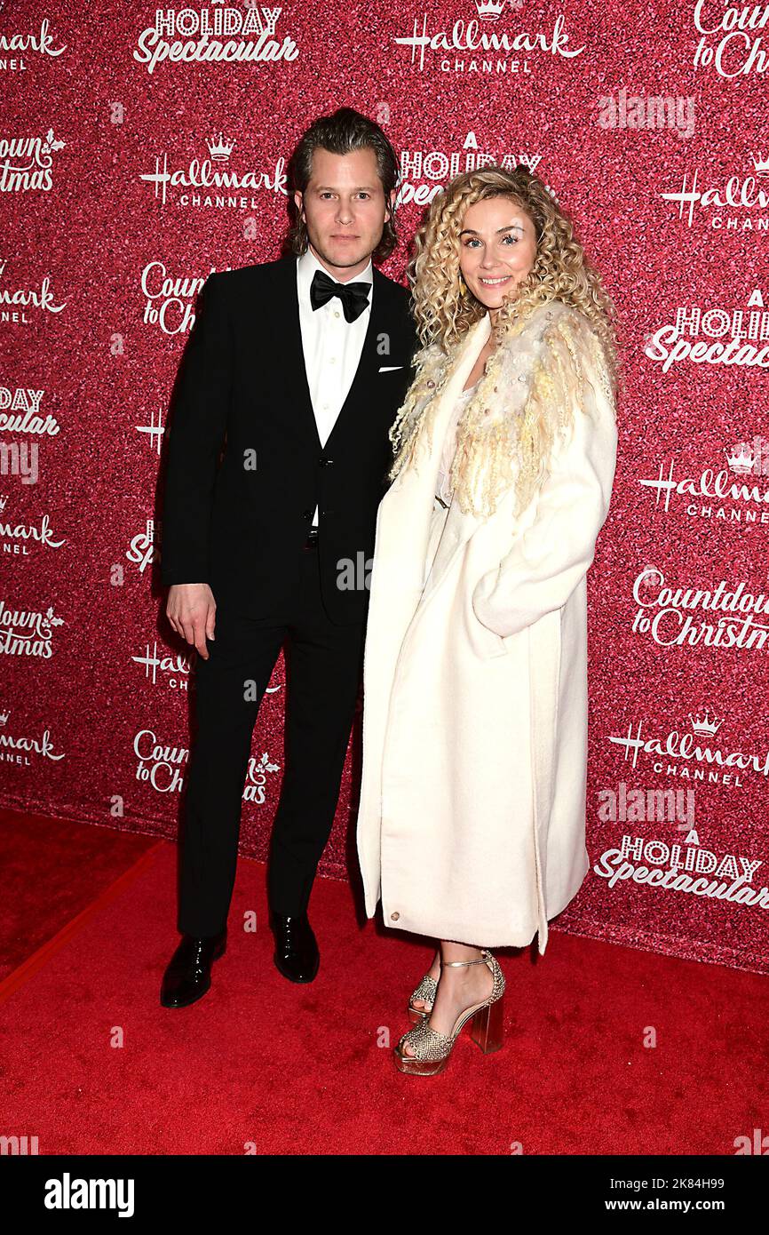 Brandon Robert Young and Claire Bowen attends Hallmark Channel's Countdown to Christmas on ...