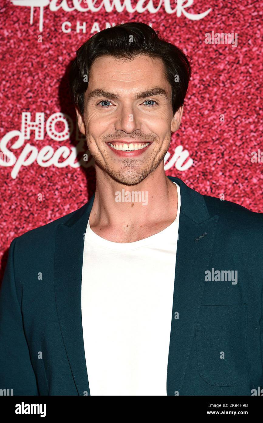 George Krissa attends Hallmark Channel's Countdown to Christmas on ...