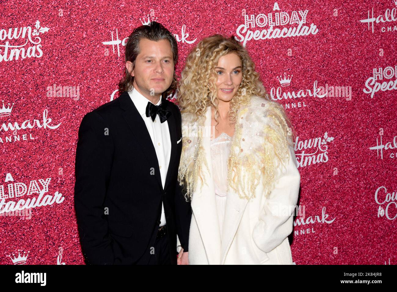 Clare Bowen 2022