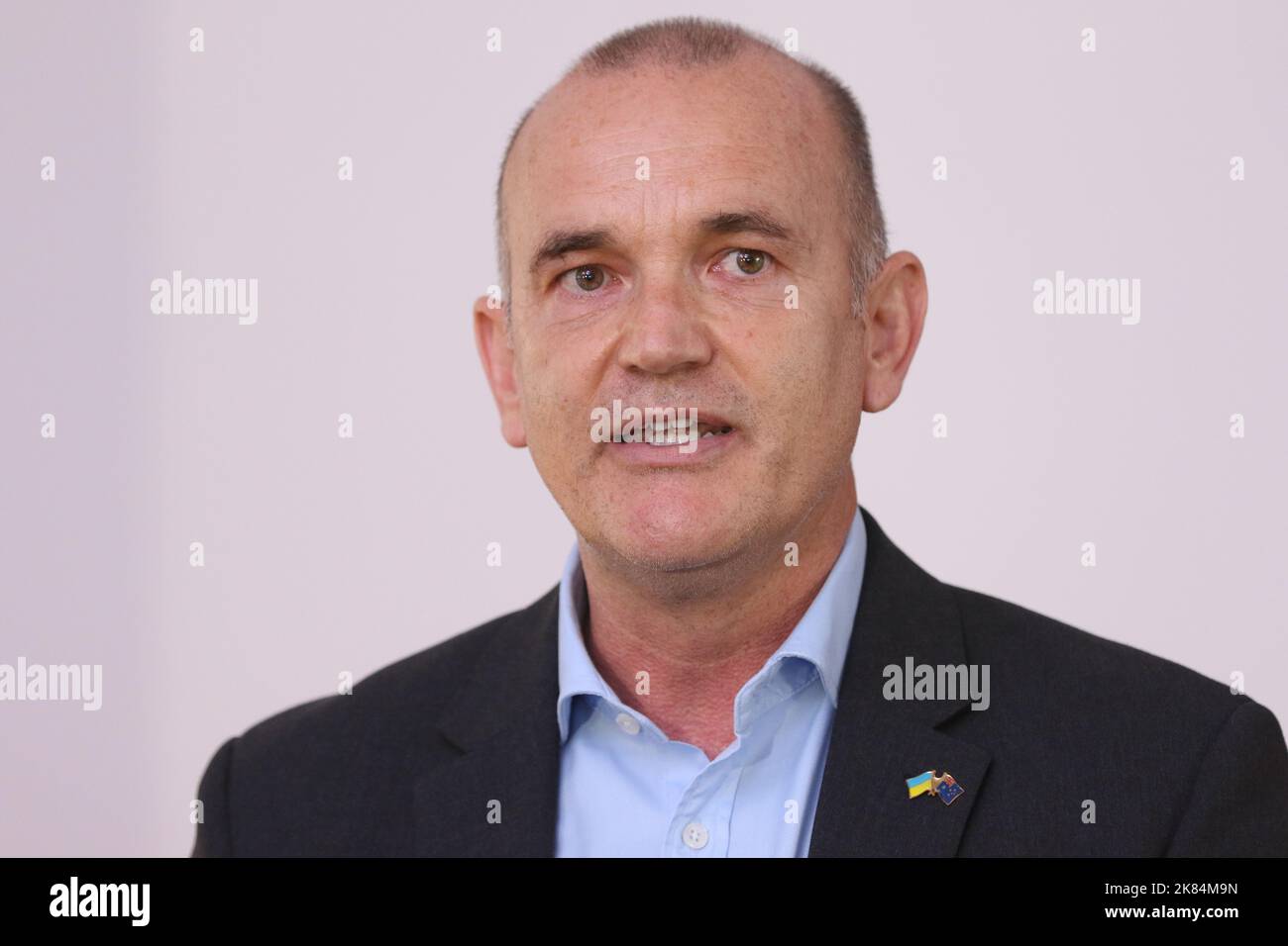 Mr bruce edwards hi-res stock photography and images - Alamy