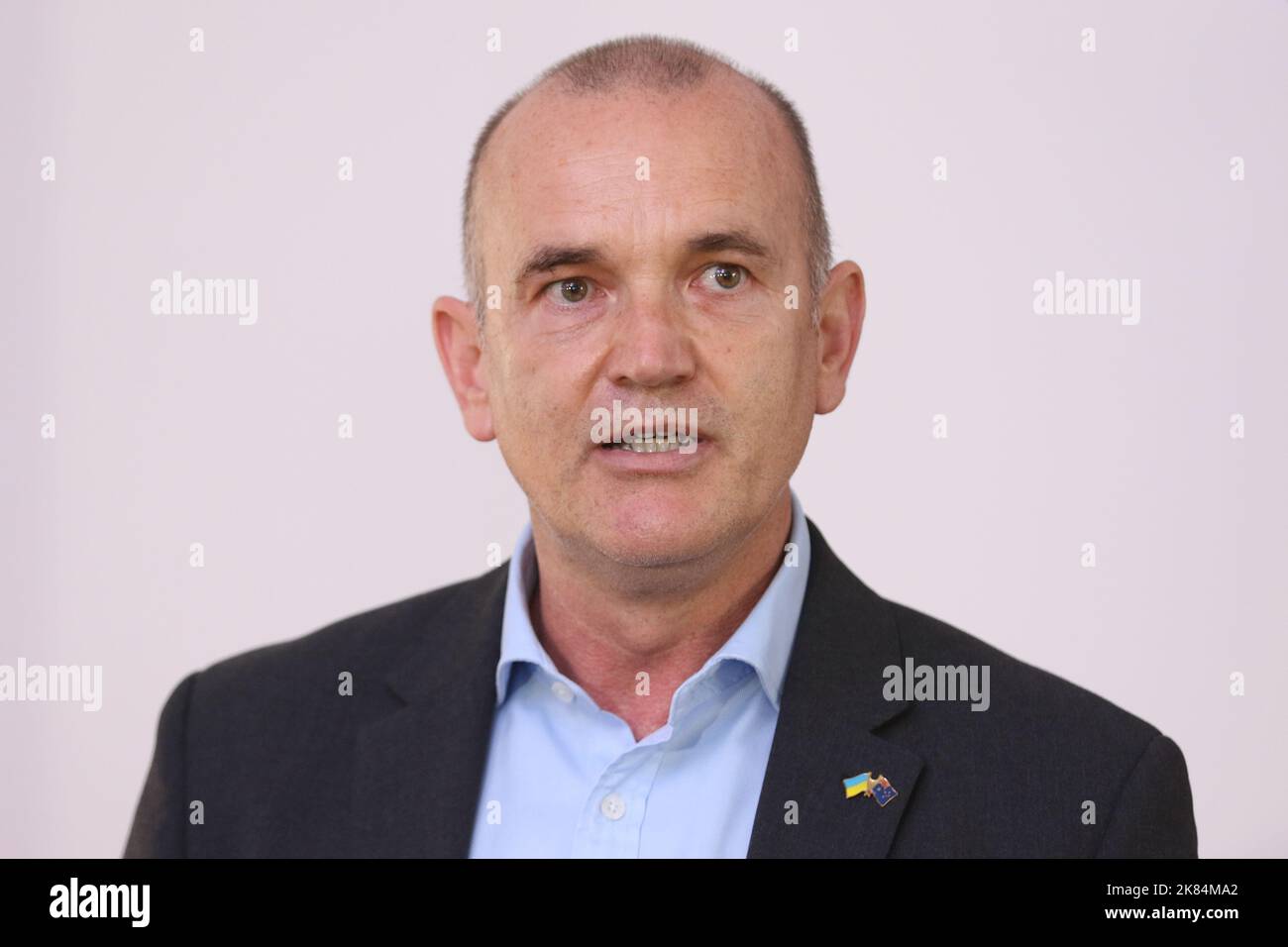 Mr bruce edwards hi-res stock photography and images - Alamy