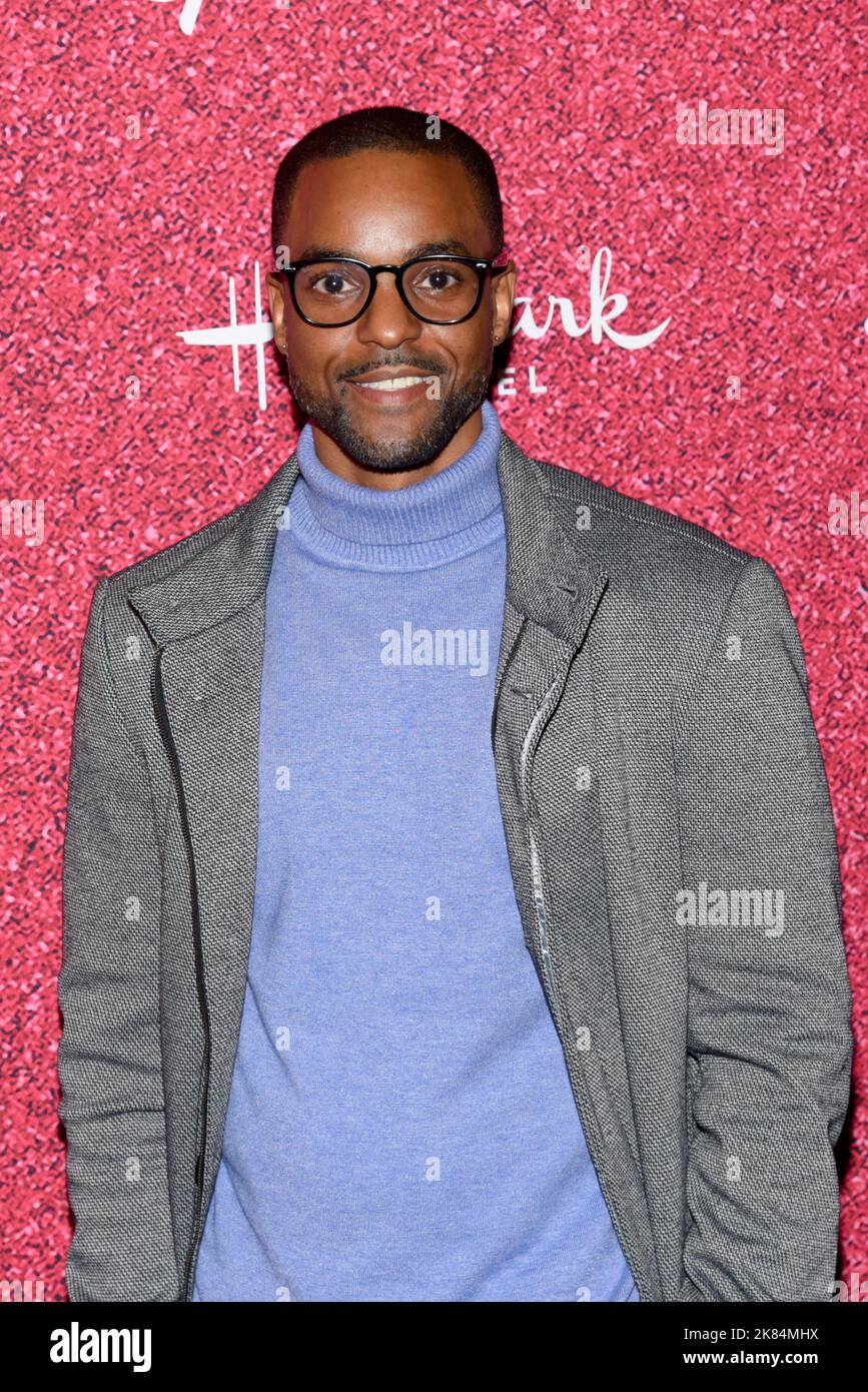New York, USA. 20th Oct, 2022. Ronnie Rowe Jr. attends Hallmark's ...