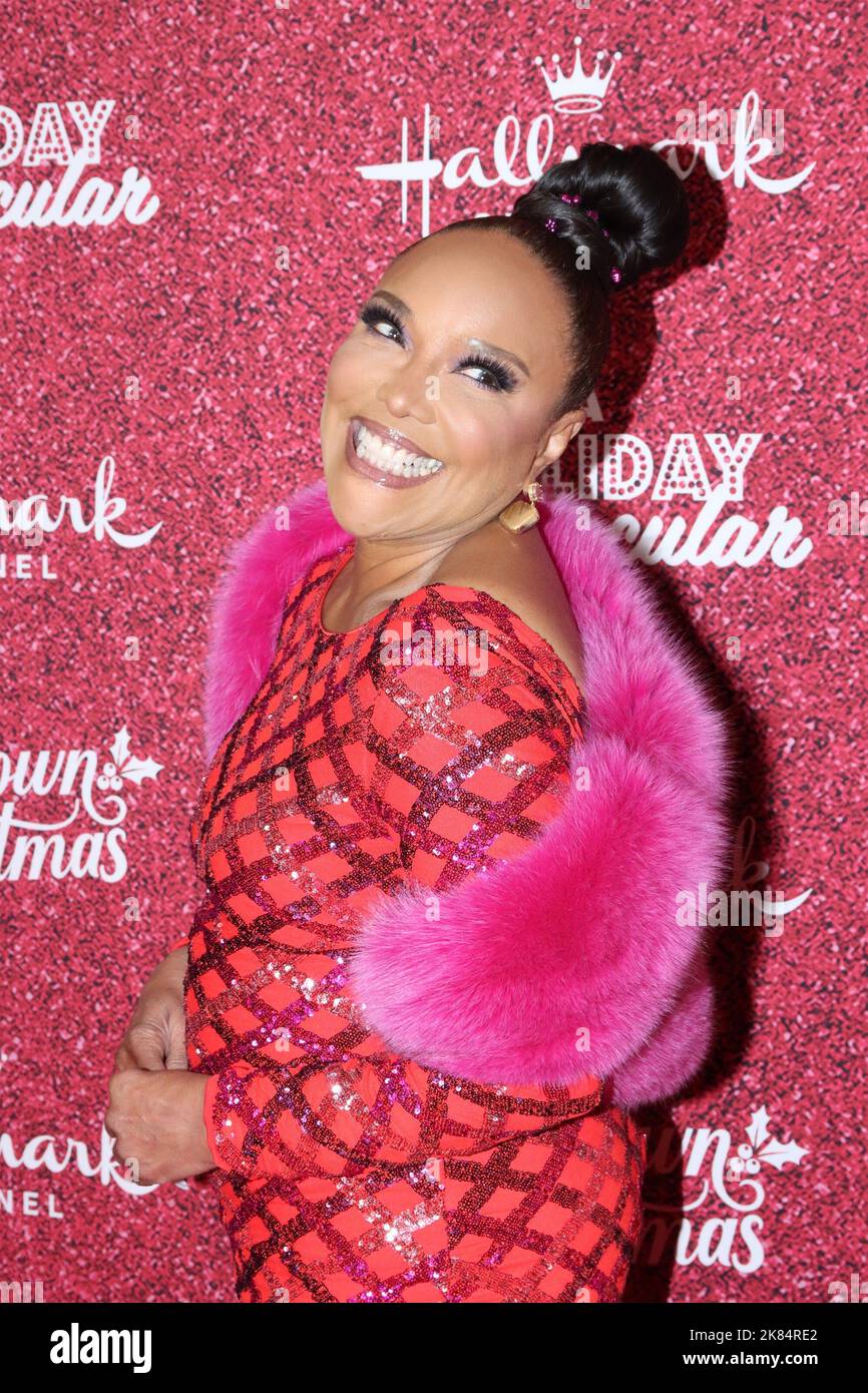 New York, NY, USA. 20th Oct, 2022. Lynn Whitfield at arrivals for ...